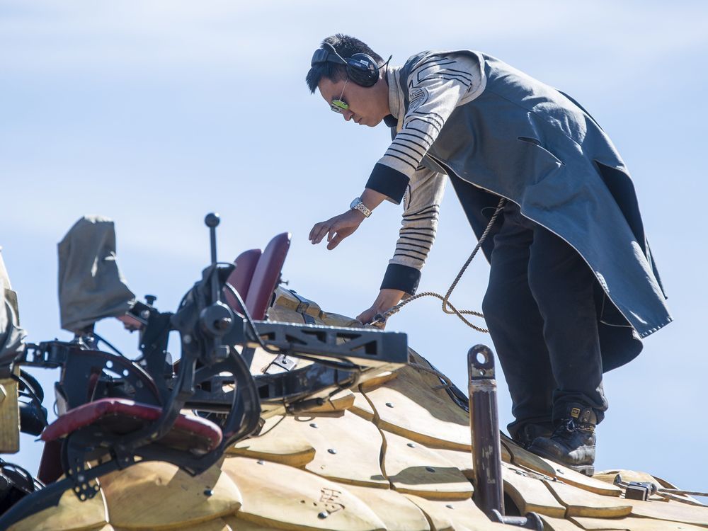 'It's magic': La Machine creatures wow crowd in Ottawa | Ottawa Citizen