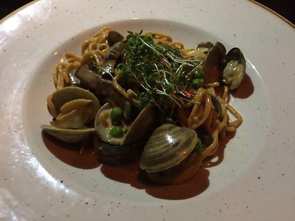 Dining Out: Bar Lupulus serves flavourful plates for discerning beer ...