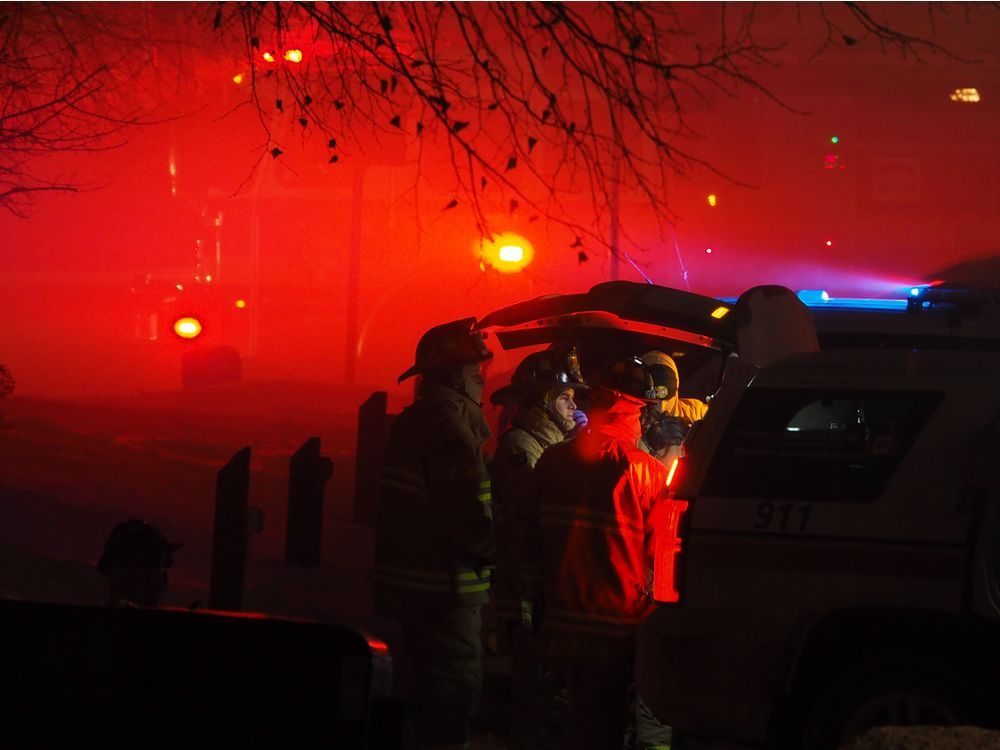 Four homeless after three-alarm Woodvale Green townhouse fire | Ottawa ...