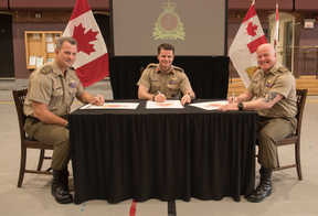 Maj.-Gen. Peter Dawe takes helm of Canadian special forces from Maj ...