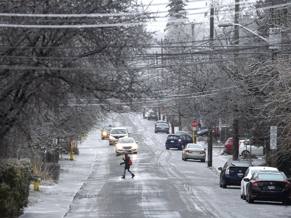 Freezing rain in Ottawa causes traffic delays, power outages | Ottawa ...