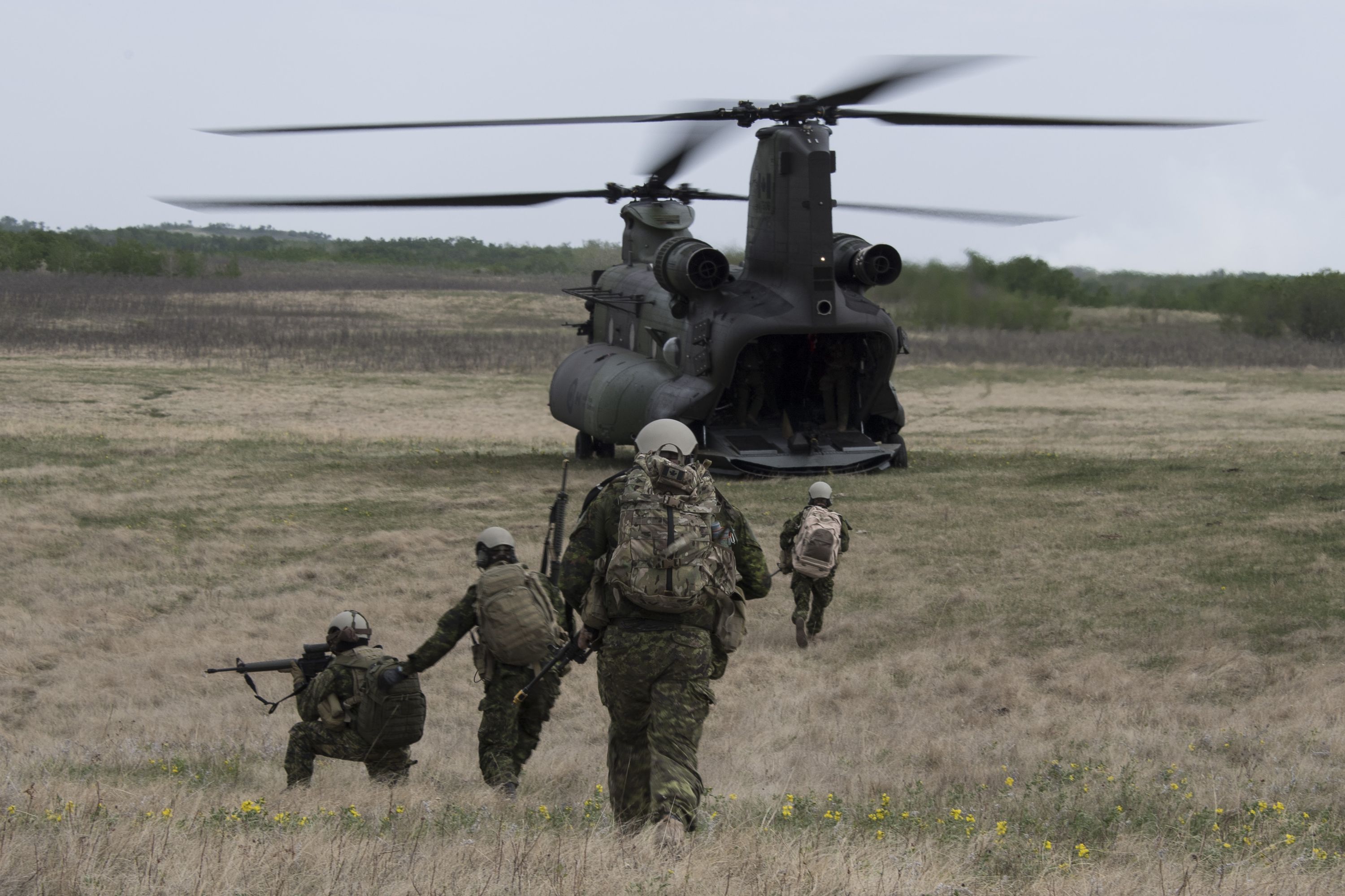 RCAF personnel from Petawawa and Edmonton finish Mali mission prep ...