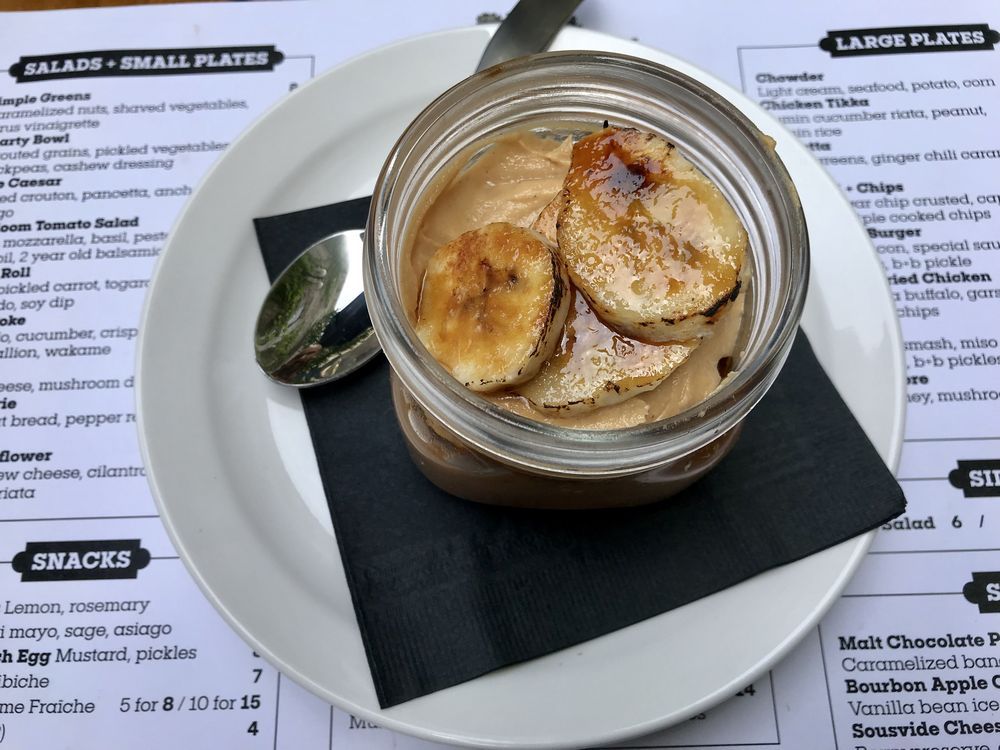 Dining Out: Affordable, easygoing Clarendon Tavern tests the Market and ...