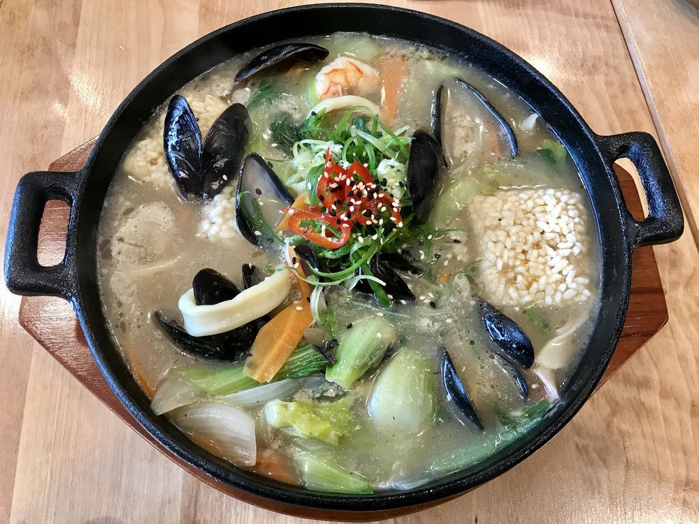 Dining Out: Table Sodam scores with Korean fried chicken and other ...