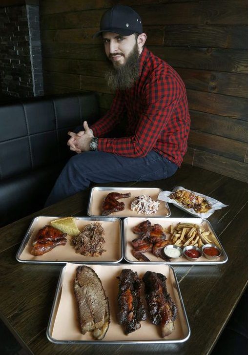 Dining Out: At Moe's BBQ, southern U.S. smokehouse fare gets a tasty ...