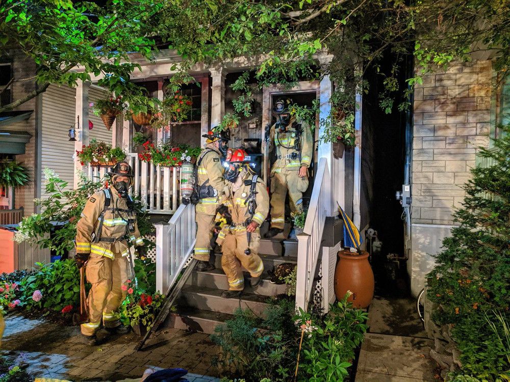 Occupants flee smoke, sparks at Glebe home | Ottawa Citizen