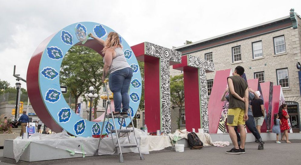 "Well-loved" 'OTTAWA' sign gets new look ahead of full overhaul ...