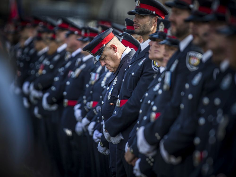 Photos: The Police and Peace Officers' 42nd annual Memorial Service ...