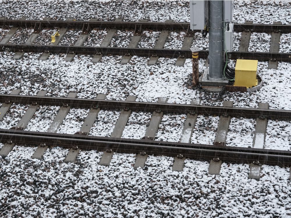 LRT operators trained to feel bumps that might indicate broken weld ...