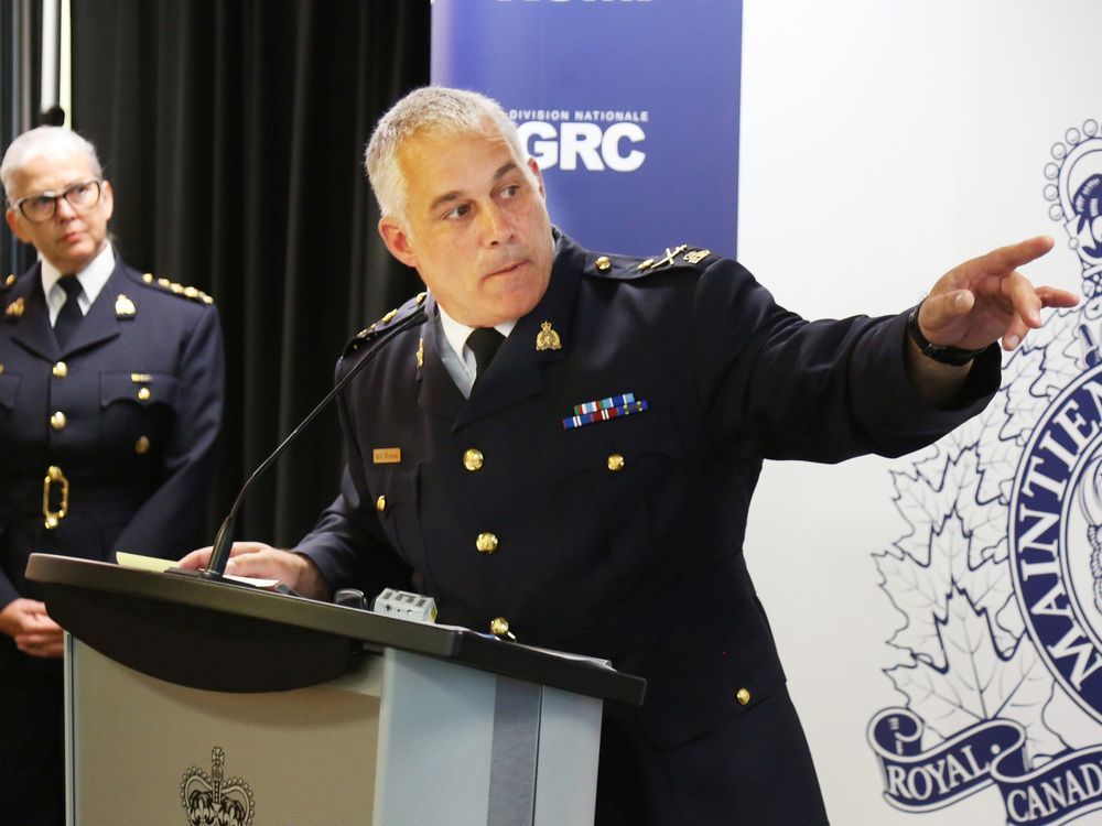 Rideau Hall intruder had 'several weapons,' charges pending: RCMP ...