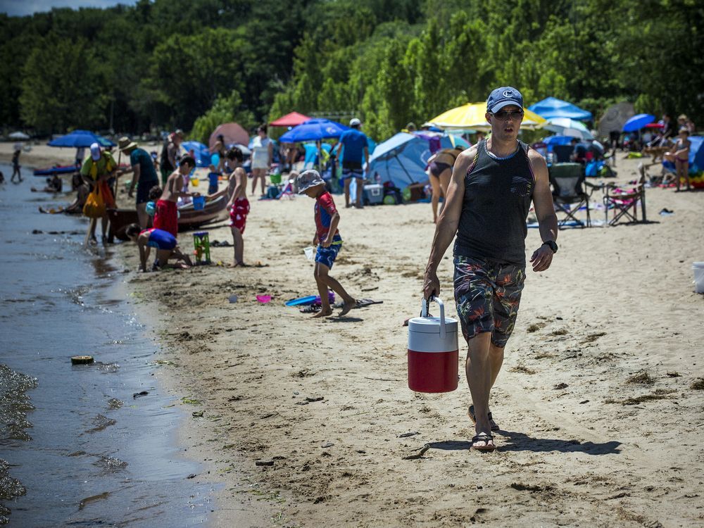 Constance Bay grapples with beach-goers | Ottawa Citizen