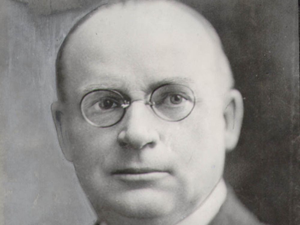 Charles in Charge: Legendary Citizen editor Charles Bowman | Ottawa Citizen