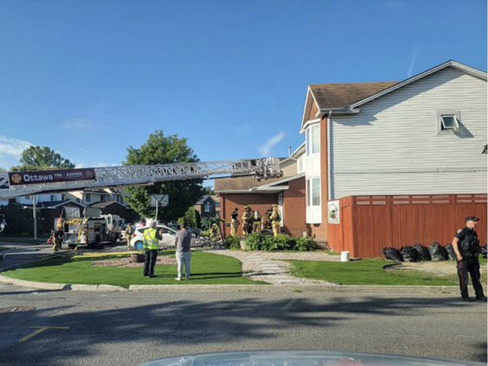 Firefighters make quick work of garage fire at south end home | Ottawa ...