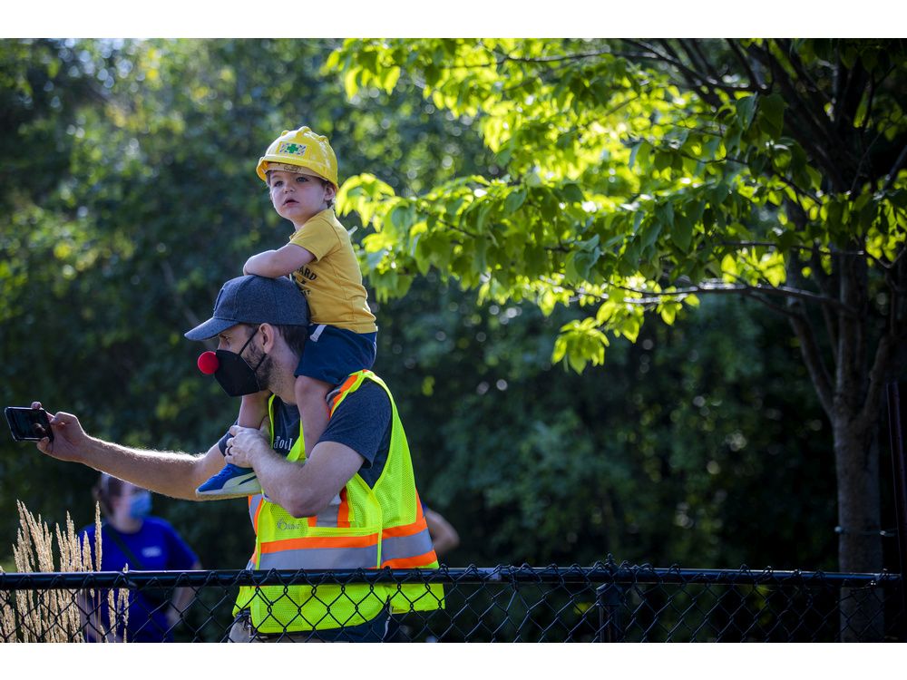 Photos: Beloved Mollypenny retires | Ottawa Citizen