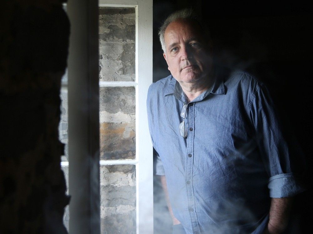 Columnist Bruce Deachman's book tells city's story through newspaper ...