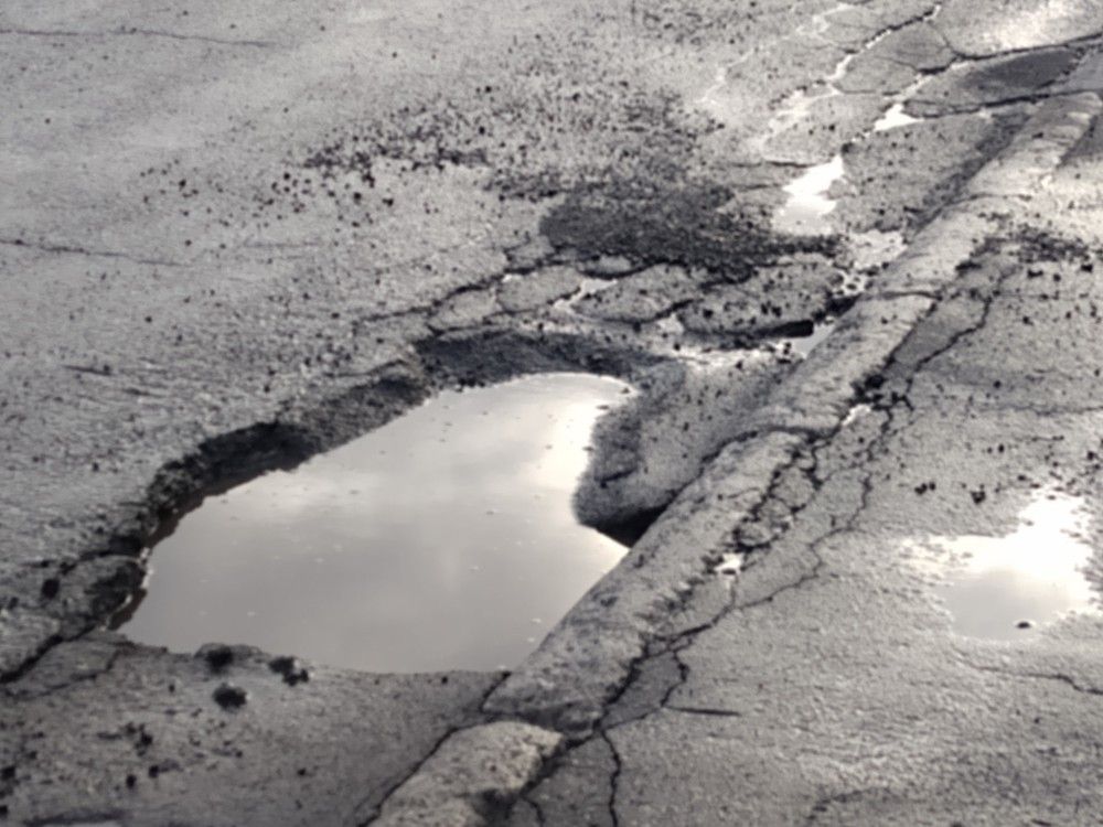 Bruce Deachman: Readers find fault with our asphalt | Ottawa Citizen Bruce Deachman: Readers find fault with our asphalt | Ottawa Citizen