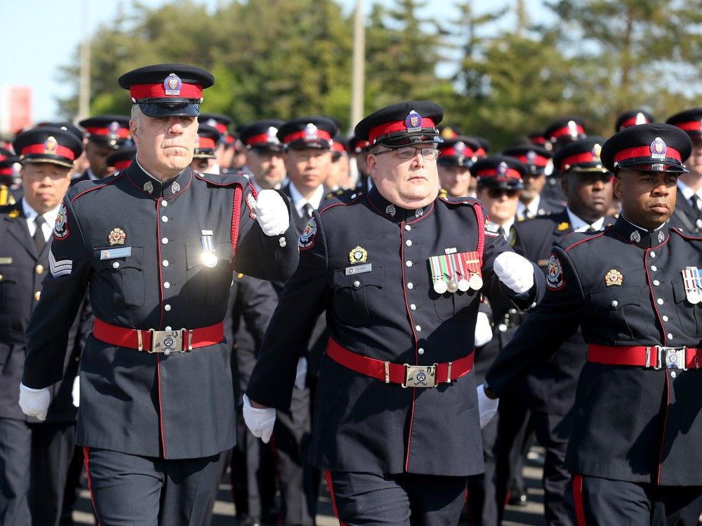 Photos: Thousands pay tribute to Sgt. Eric Mueller | Ottawa Citizen