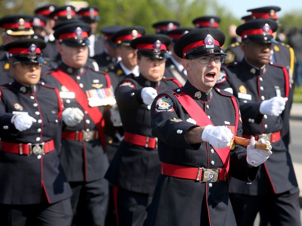 Photos: Thousands pay tribute to Sgt. Eric Mueller | Ottawa Citizen