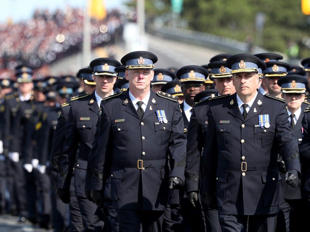 OPP chief talks politics of police in schools during Mueller funeral ...