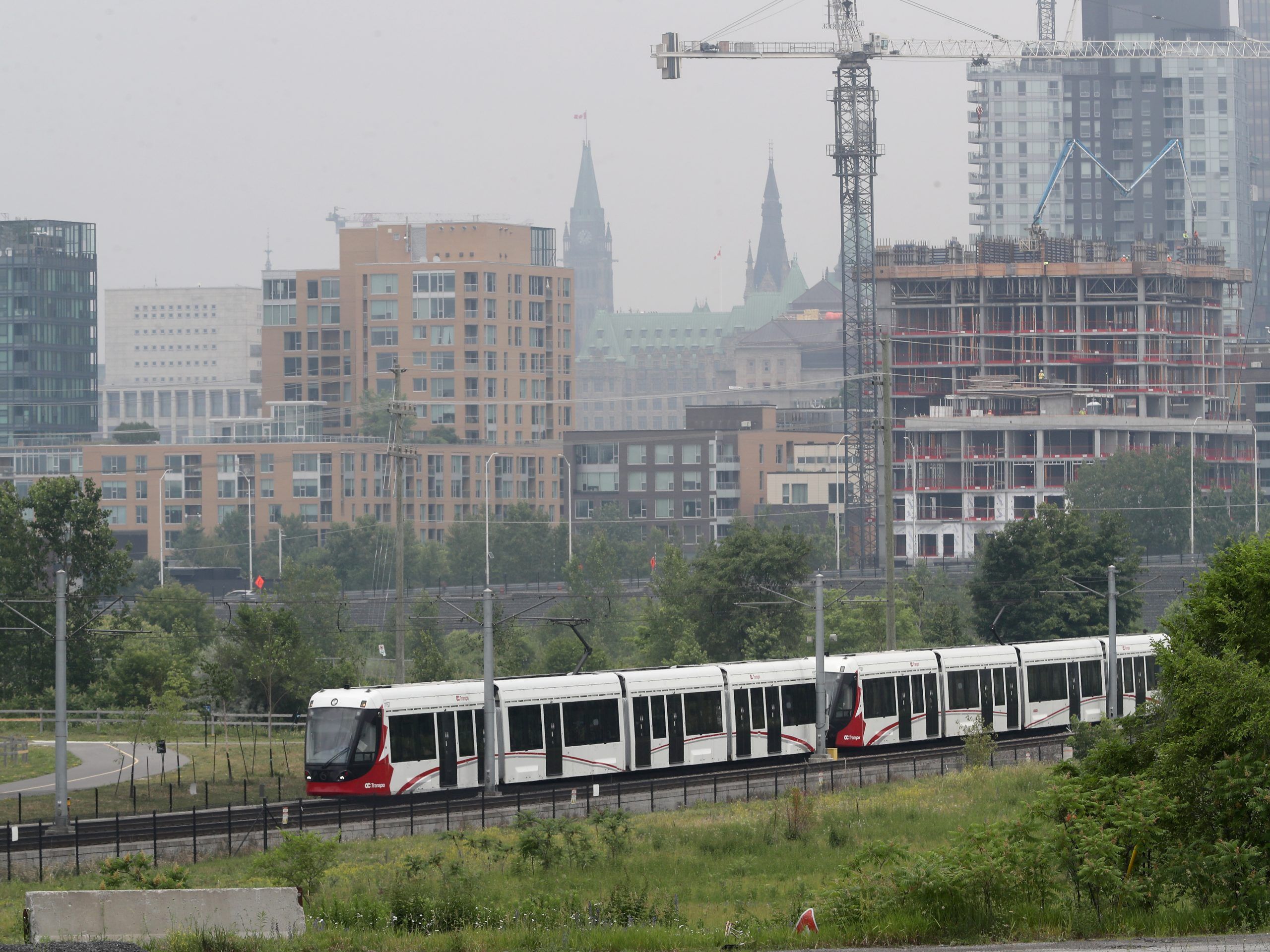 Health costs of poor air quality top $1B: climate change institute ...