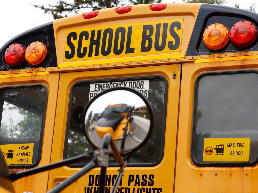 Ottawa's school bus system leaves thousands of students in a lurch | Ottawa Citizen