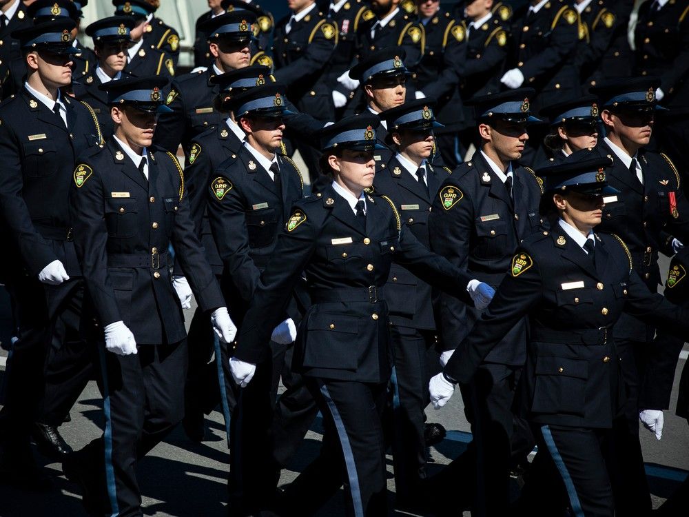 Thousands gather to remember fallen officers | Sault Star