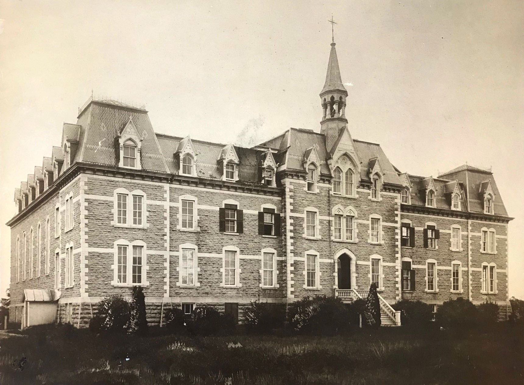 ‘The face of change’: Saint Paul University celebrates 175 years ...