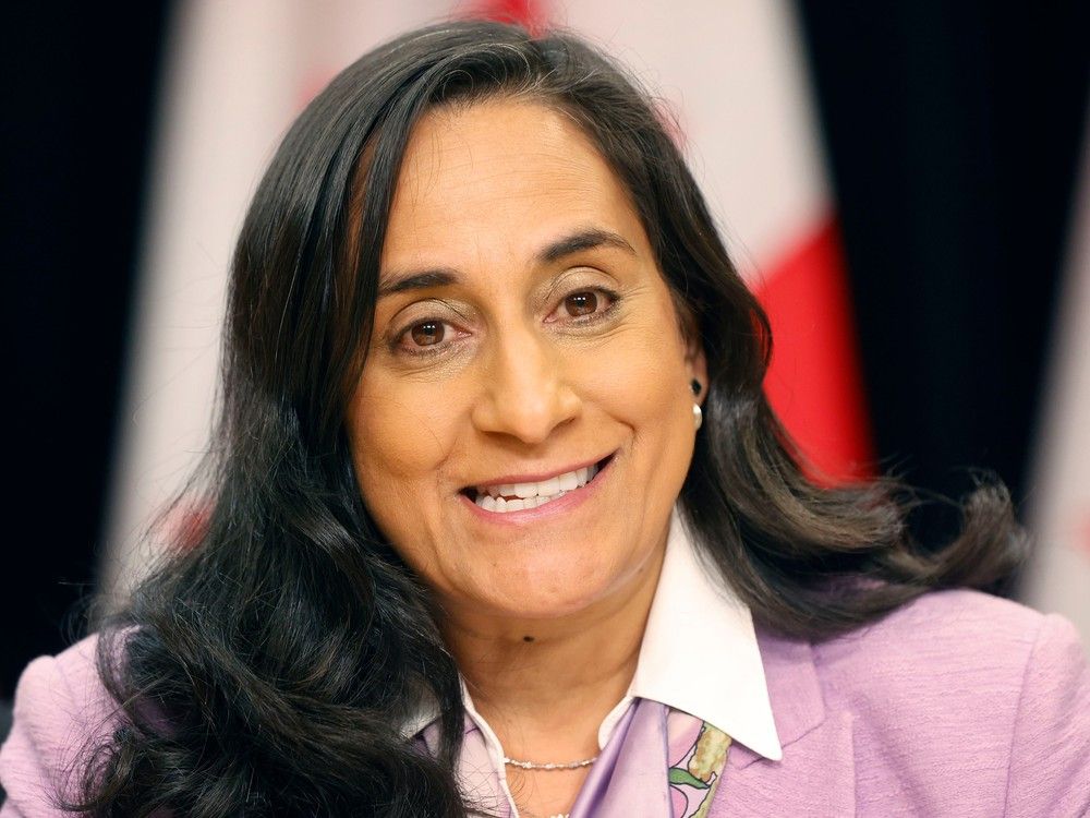 Treasury Board announces new guidelines around contracting out work ...