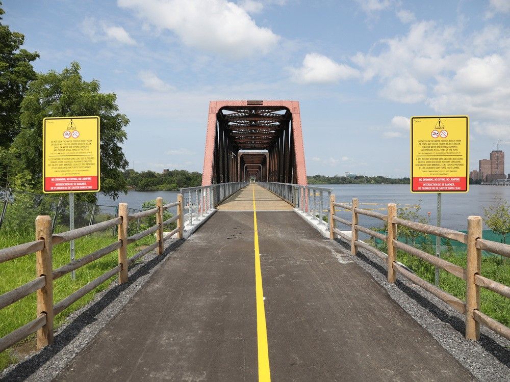 Chief William Commanda Bridge linking Ottawa-Gatineau shut for winter ...