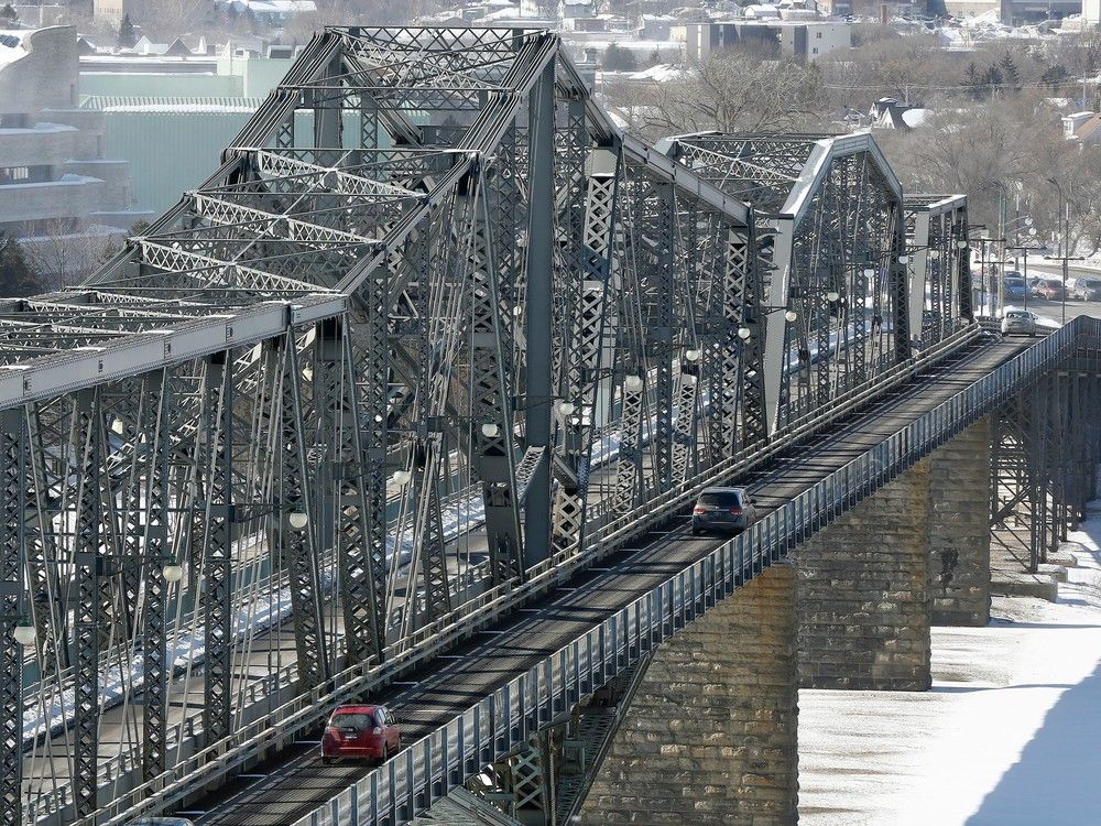 Today's letters: Build bridge at Kettle Island before replacing ...