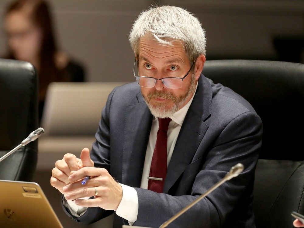 Top City of Ottawa lawyer set to retire after 30 years | Ottawa Citizen