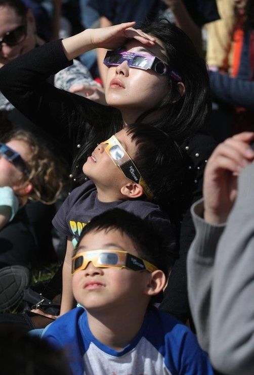Solar eclipse should be visible despite light cloud cover | Ottawa Citizen