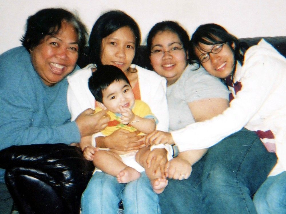 From the Ottawa Citizen archives: Storehouse of Dreams | Ottawa Citizen