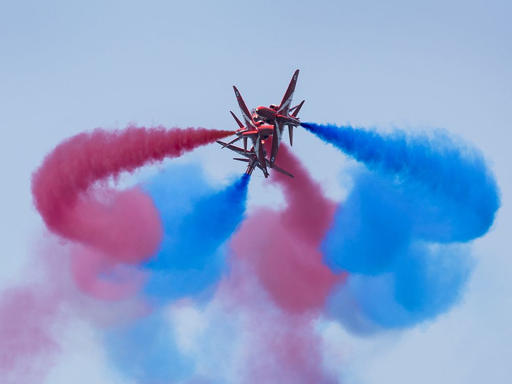 Aero Gatineau-Ottawa three-team air show celebrates RCAF’s 100th ...