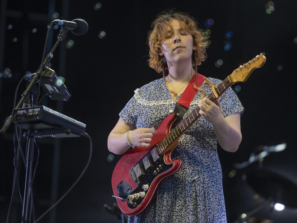 Backstage at Bluesfest: Hannah Judge of fanclubwallet back in action ...