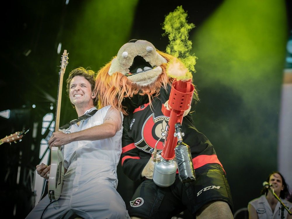 Bluesfest Day 8: Talk delivers a love letter to hometown Ottawa ...