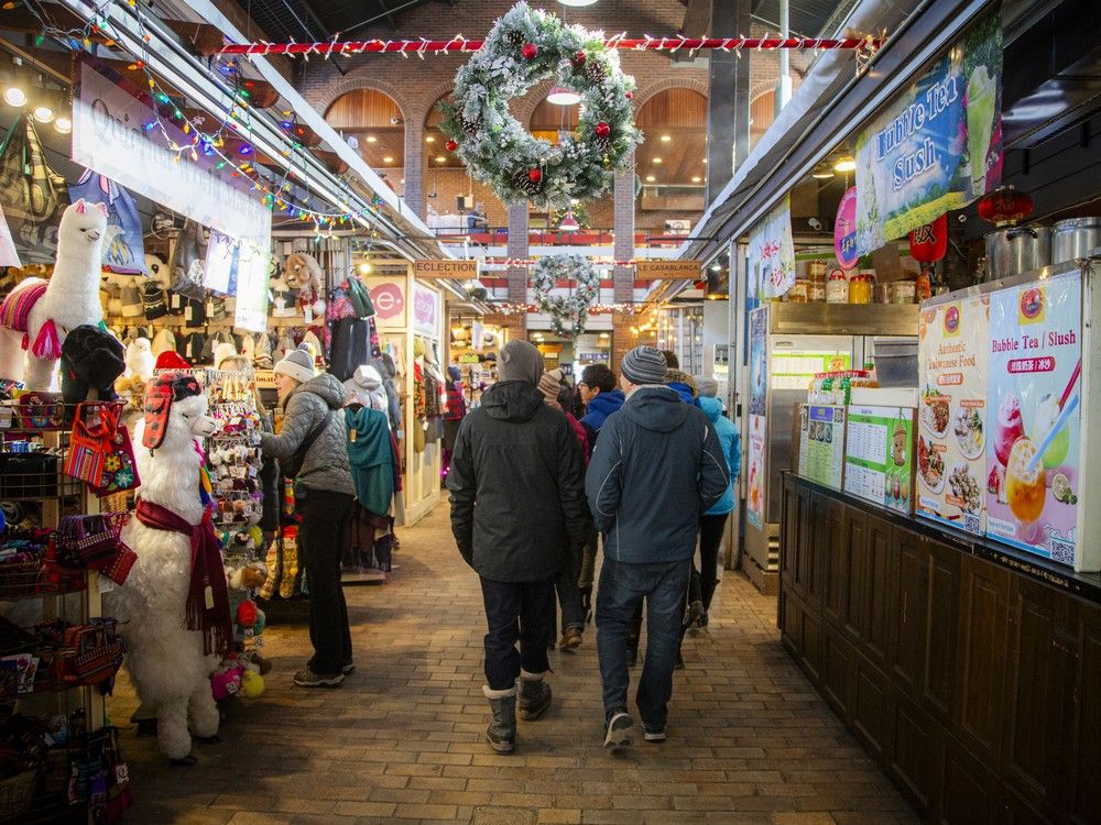 Photos: ByWard Market on a holiday season Saturday | Ottawa Citizen
