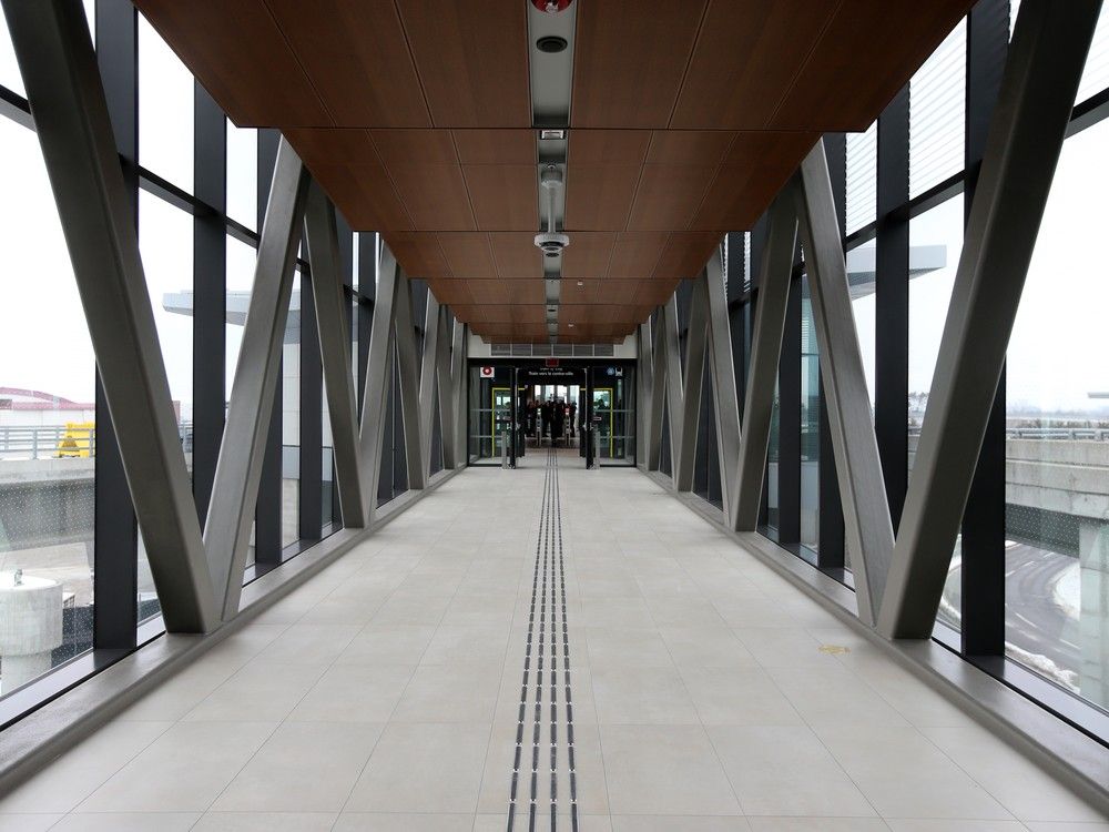 OC Transpo shows off Trillium Line LRT for the first time | Ottawa Citizen