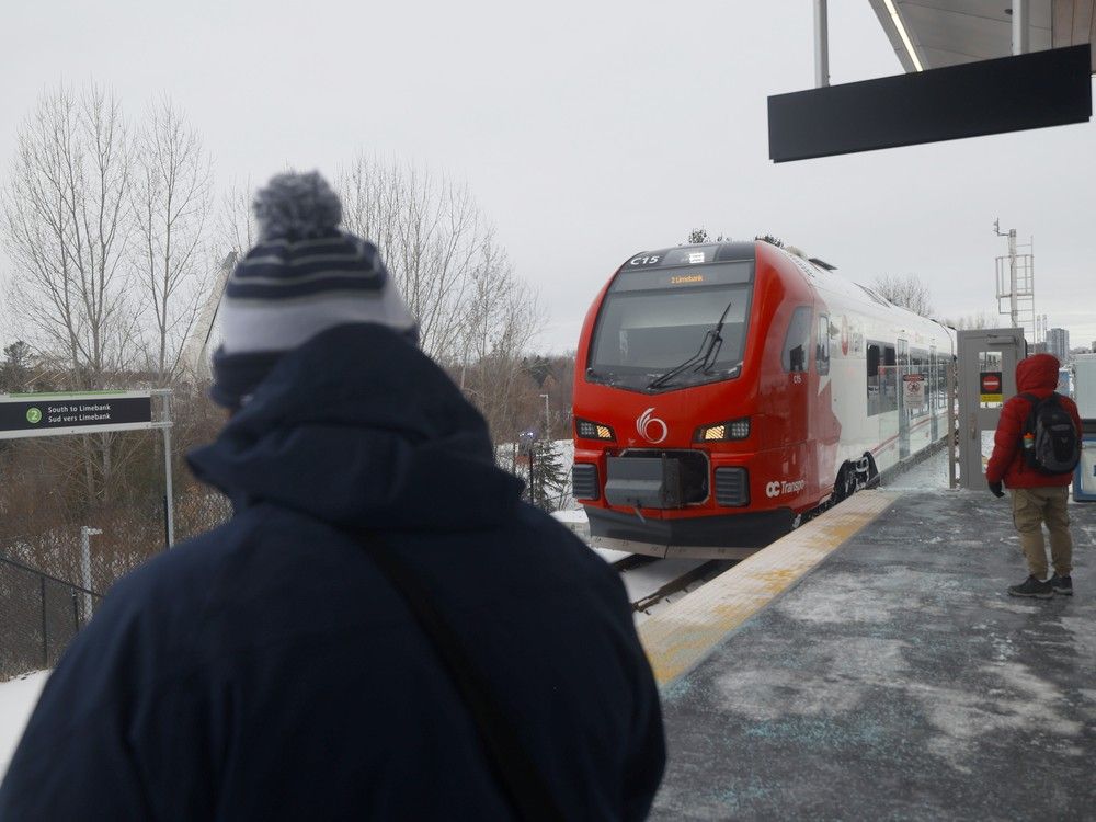 OC Transpo's Trillium Line opens to public | Ottawa Citizen