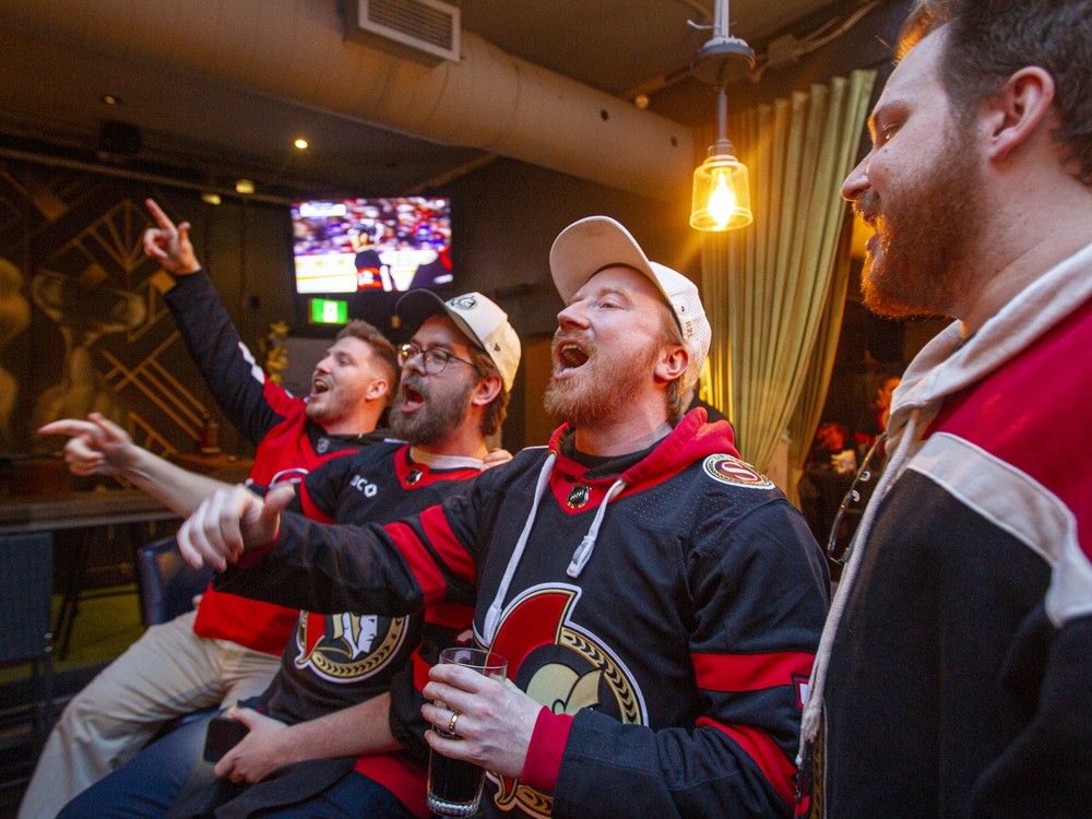 Senators' triumph against the Leafs lights up Sens Mile | Ottawa Citizen