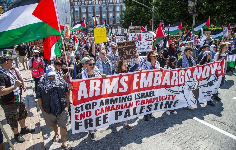 Thousands march in Ottawa protests | Ottawa Citizen