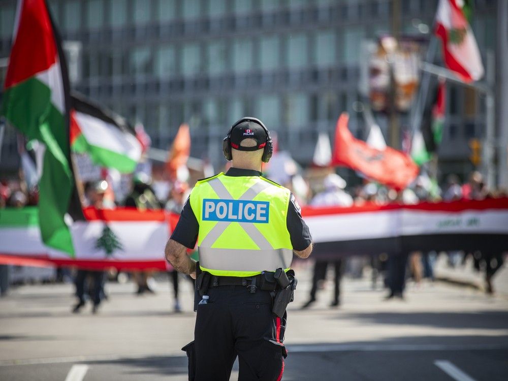 Thousands march in Ottawa protests | Ottawa Citizen