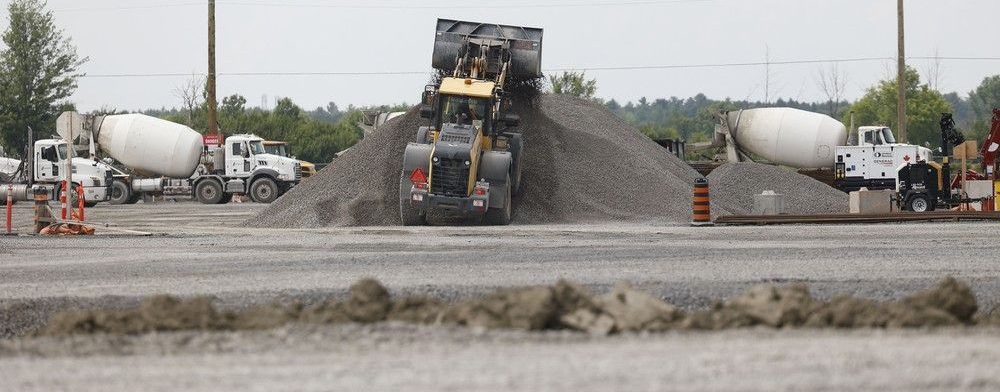 New Barrhaven Amazon warehouse raises worries of more truck traffic ...