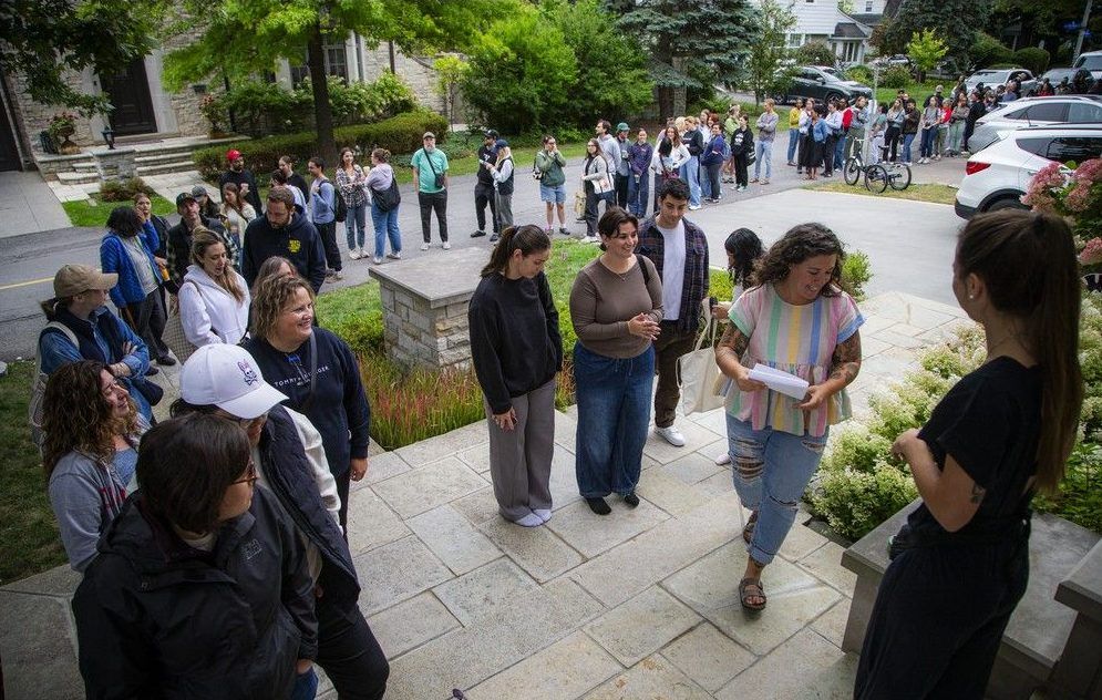 Ottawa estate sale gives glimpse into entrepreneur's life | Ottawa Citizen