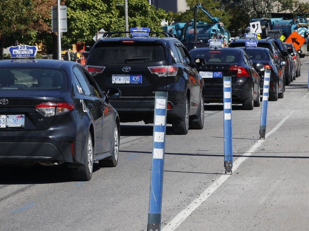 Update: Blue Line Taxi drivers on strike | Ottawa Citizen