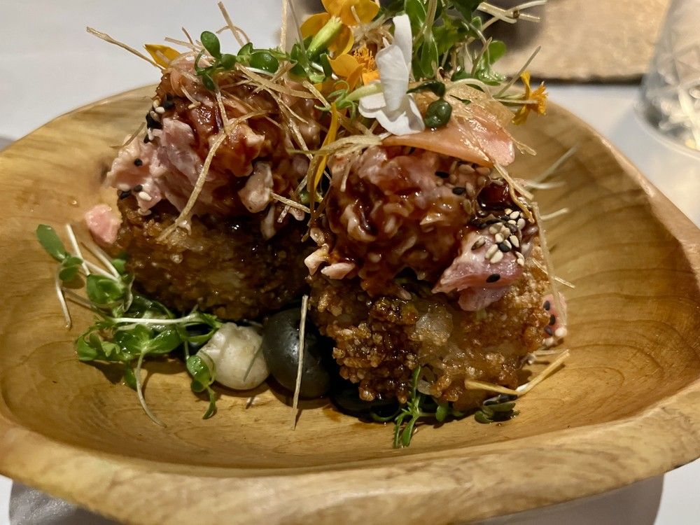 New Manotick restaurant Heist delivers style with stumbles | Ottawa Citizen