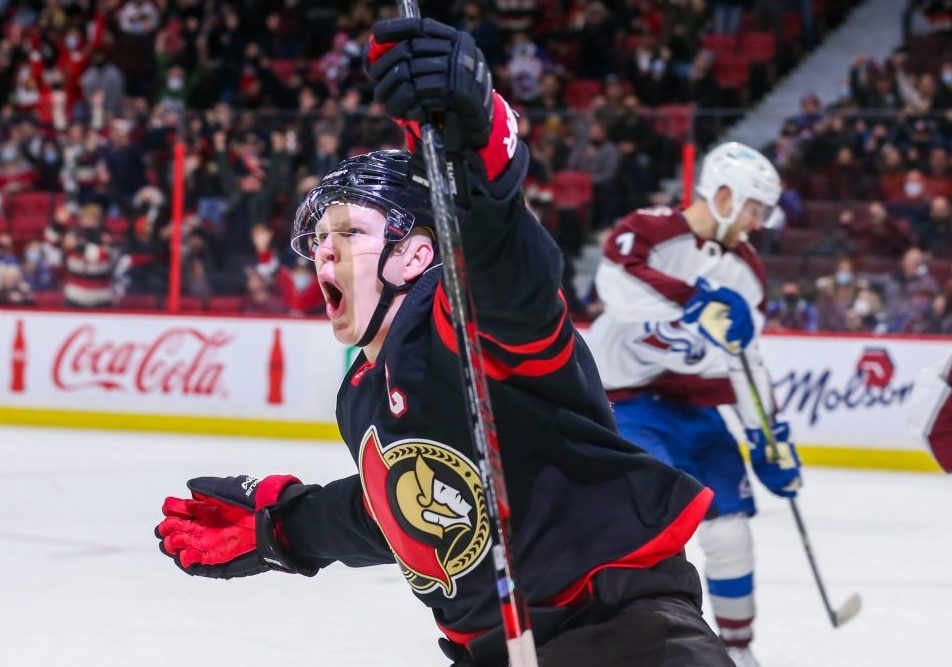 Sens win a wild one in OT against Avs | Ottawa Sun
