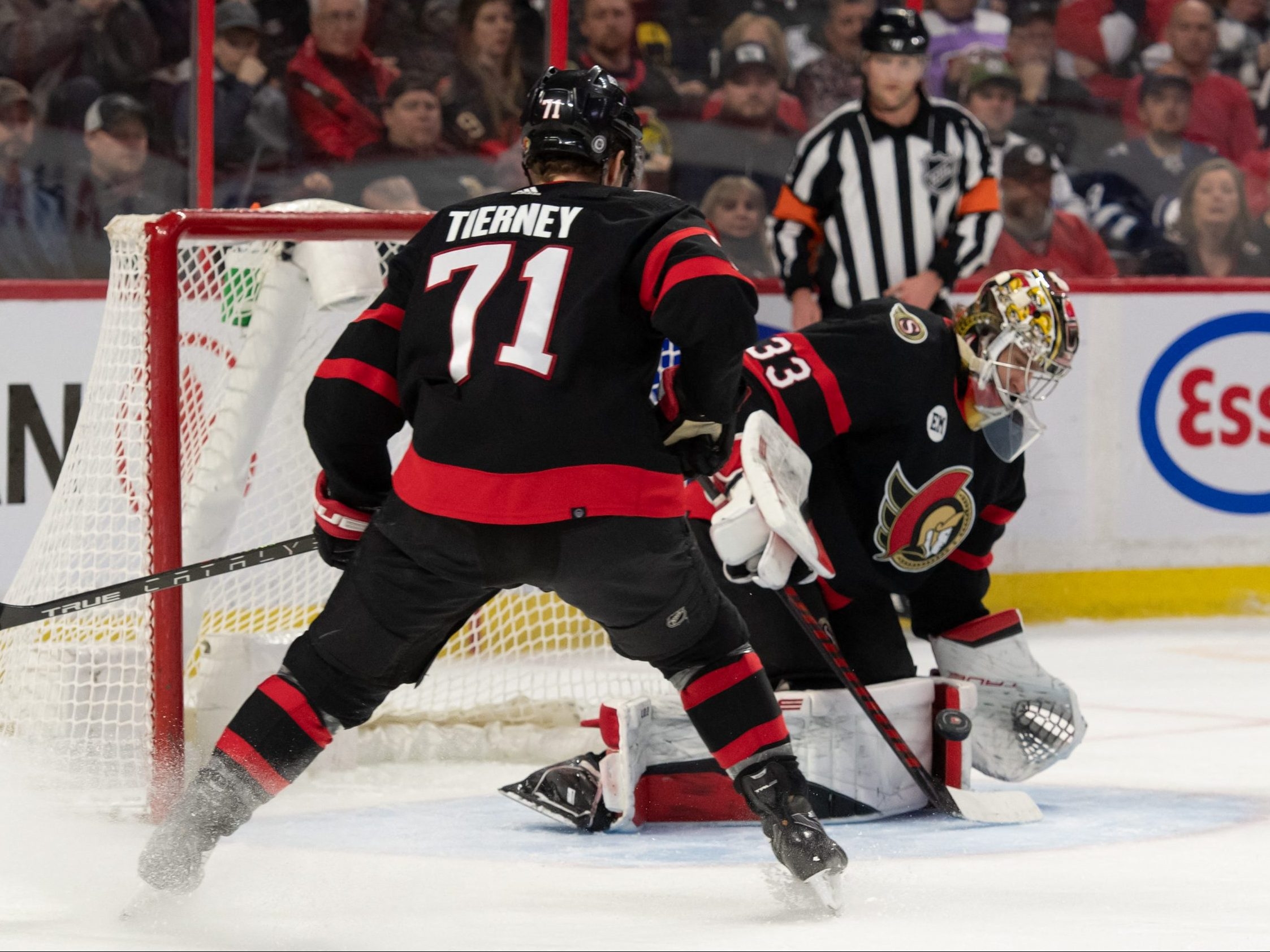 SNAPSHOTS: Senators' Tim Stuetzle returns from knee injury to play ...