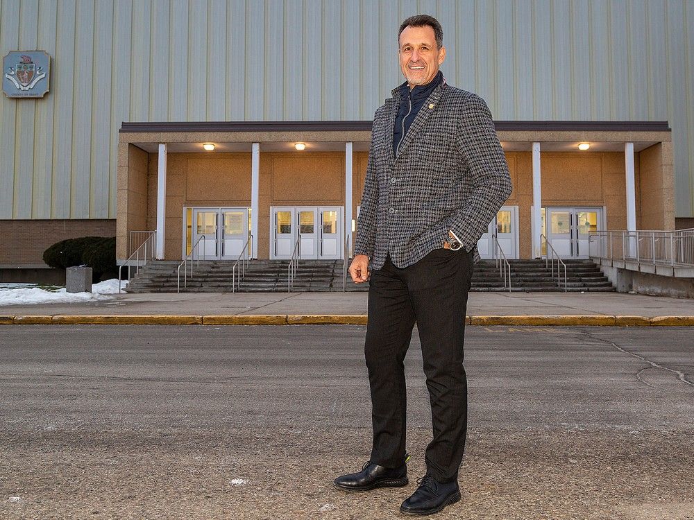 Ottawa Senators fans are welcoming Michael Andlauer at the box office ...