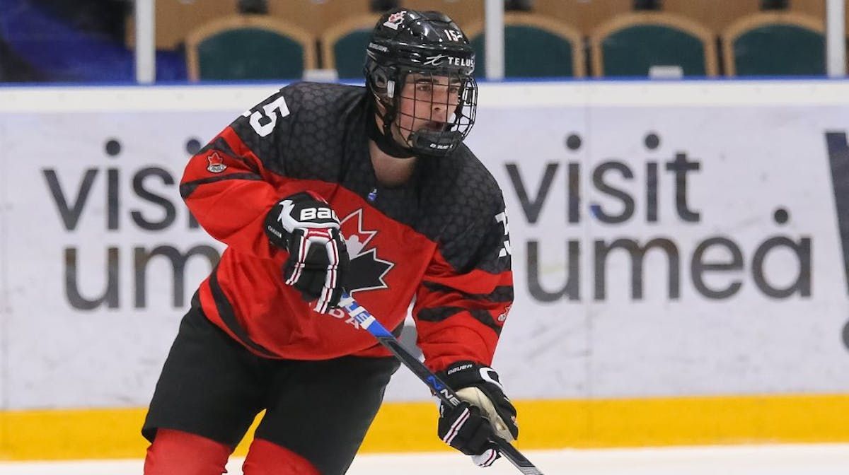 St. John's product Alex Newhook signs entry-level contract with NHL's ...